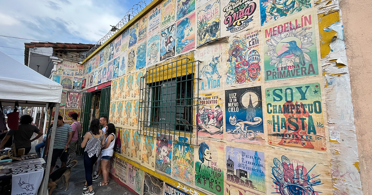 Art and culture of Cali at La Linterna, an unforgettable experience.